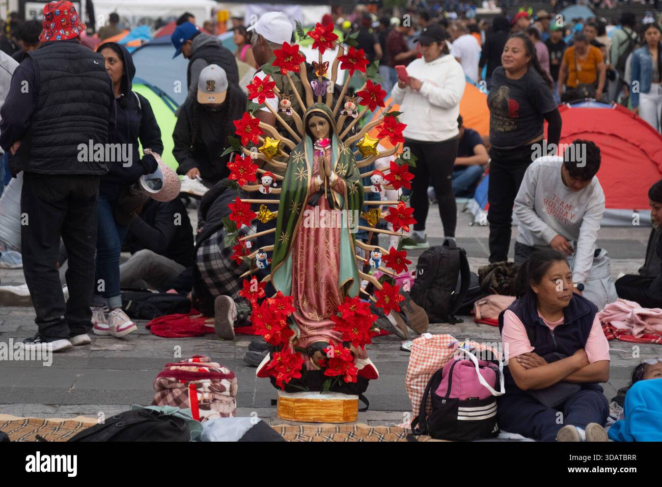 Virgin Of Guadalupe Day Celebration Devotees of the Virgin of Guadalupe ...