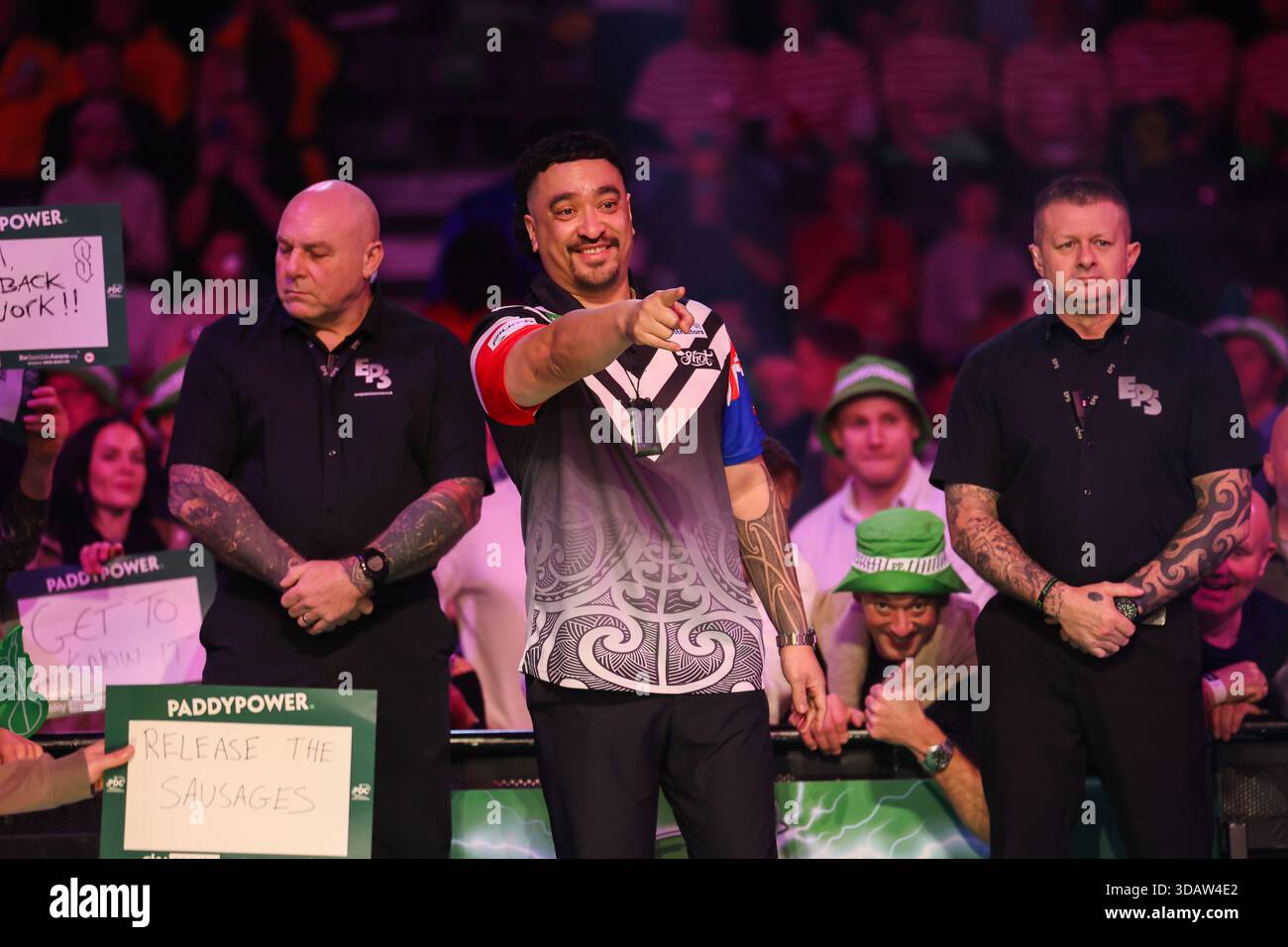 Alexandra Palace, London, UK. 12th Dec, 2025. 2025 PDC Paddy Power ...