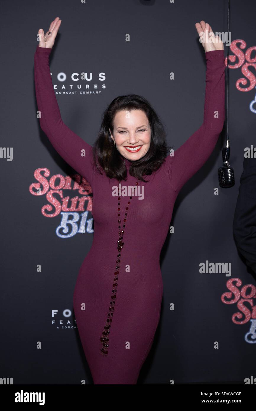 Photo by: NDZ/STAR MAX/IPx 2025 12/11/25 Fran Drescher at the premiere ...