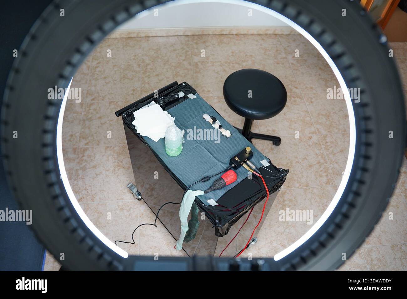 Tattoo artist workstation setup hi-res stock photography and images - Alamy