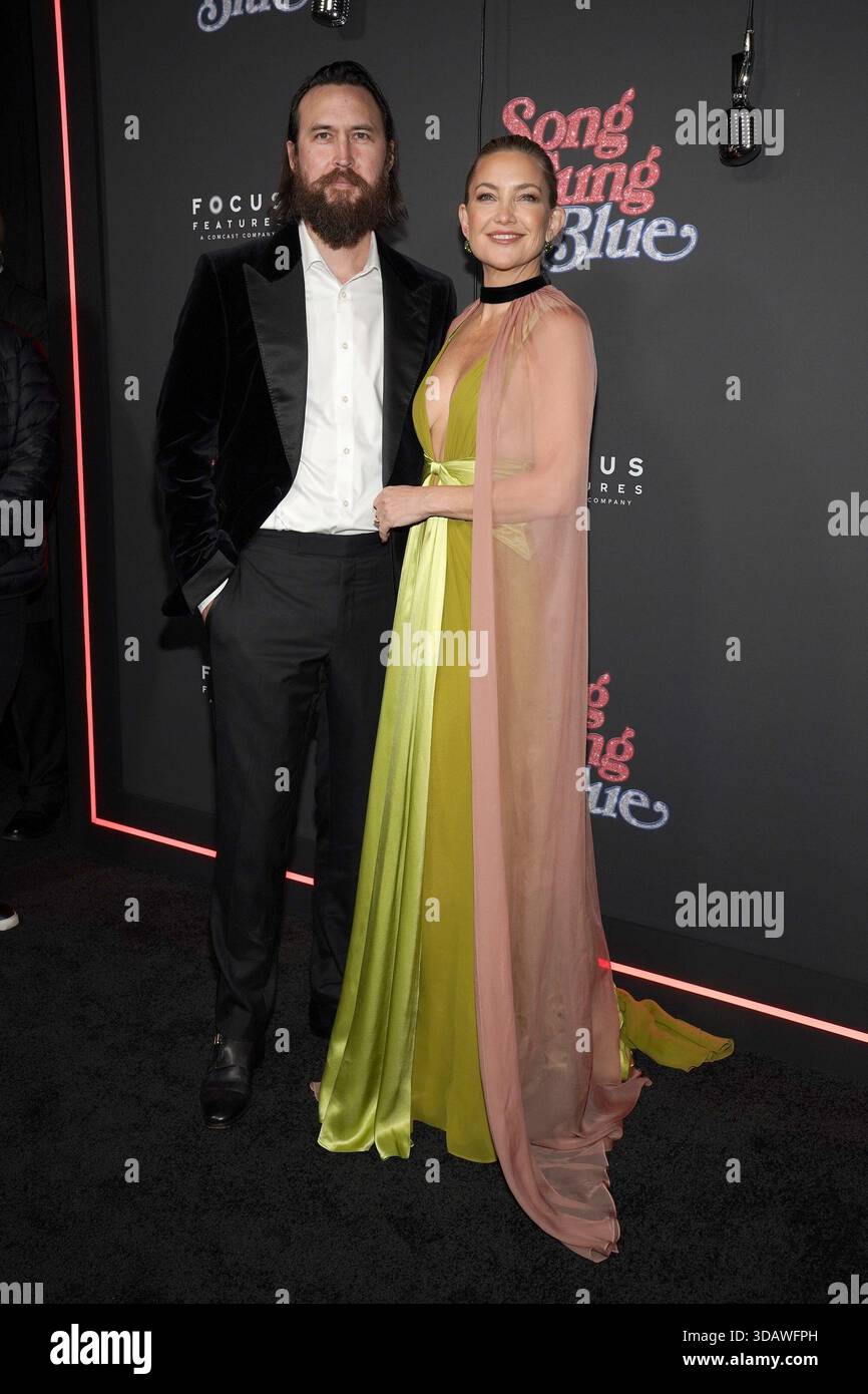 Danny Fujikawa, Kate Hudson at arrivals for SONG SUNG BLUE Premiere ...