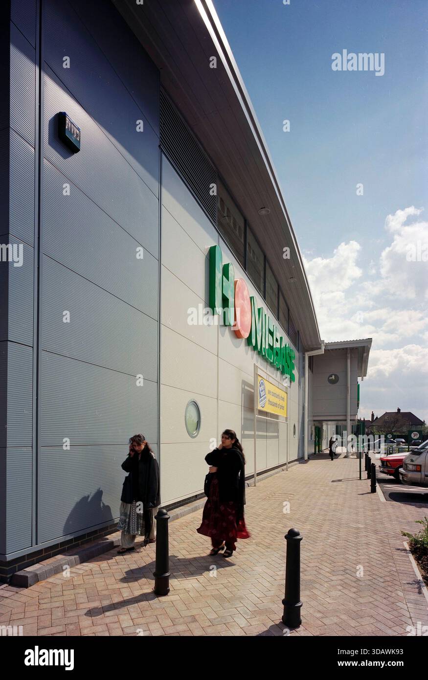 Newly opened Homebase DIY store, in 1999, at Seven Kings, Ilford, Essex ...