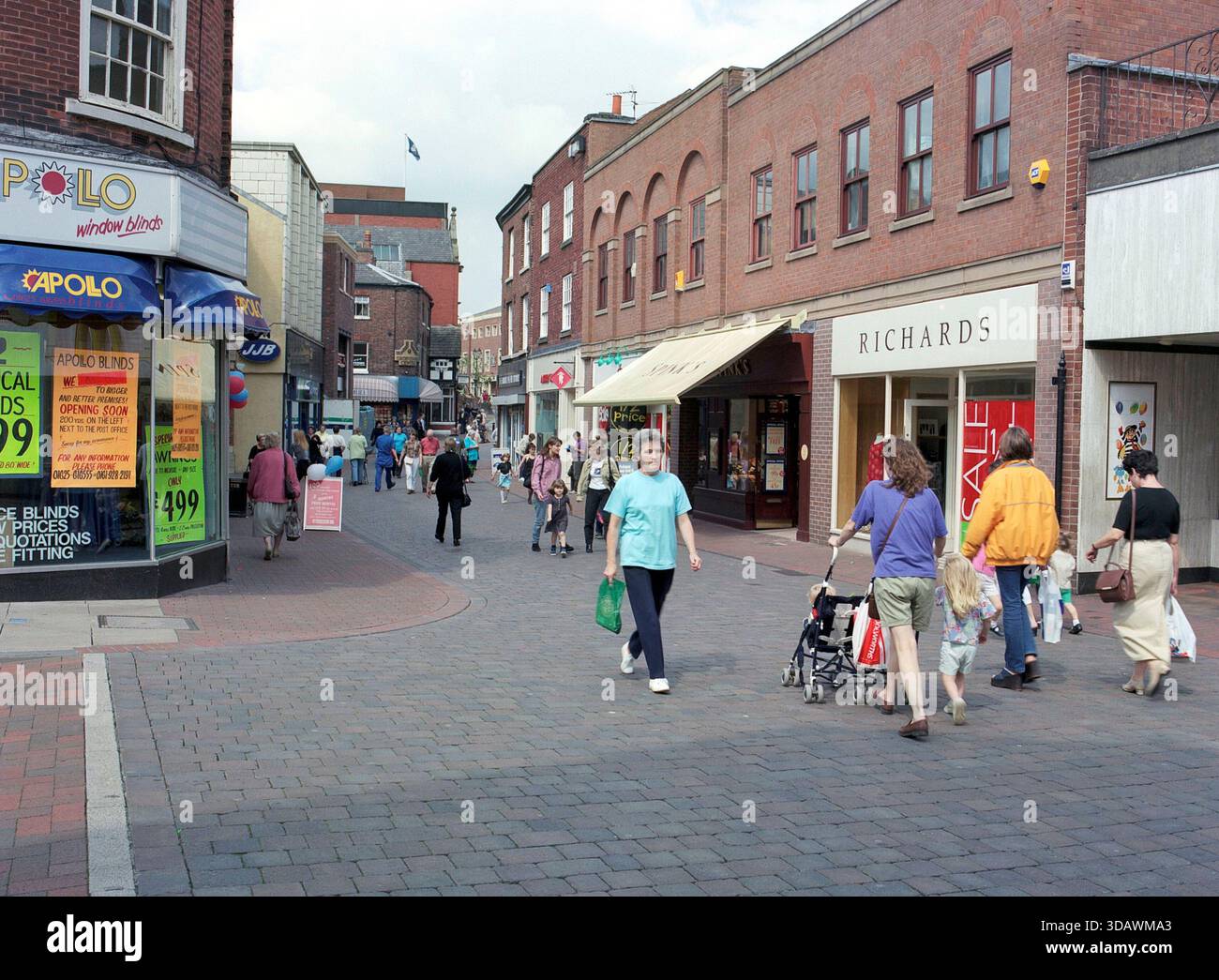 Shoppers in Macclesfield Town Centre, Cheshire, in 1998, north west ...