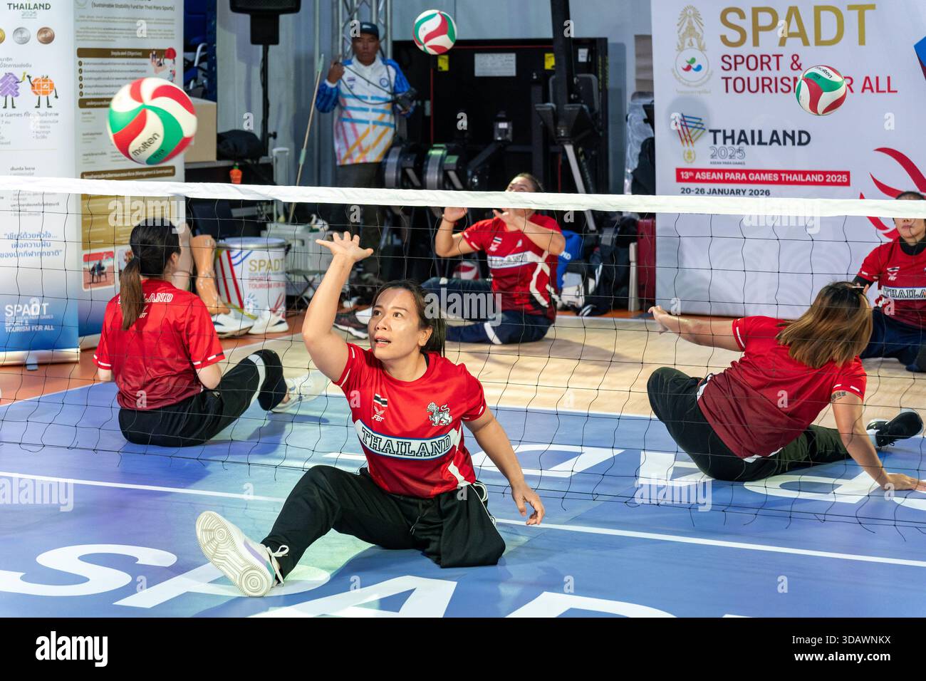 Volleyball players with disabilities seen at the Friendly Design Expo ...