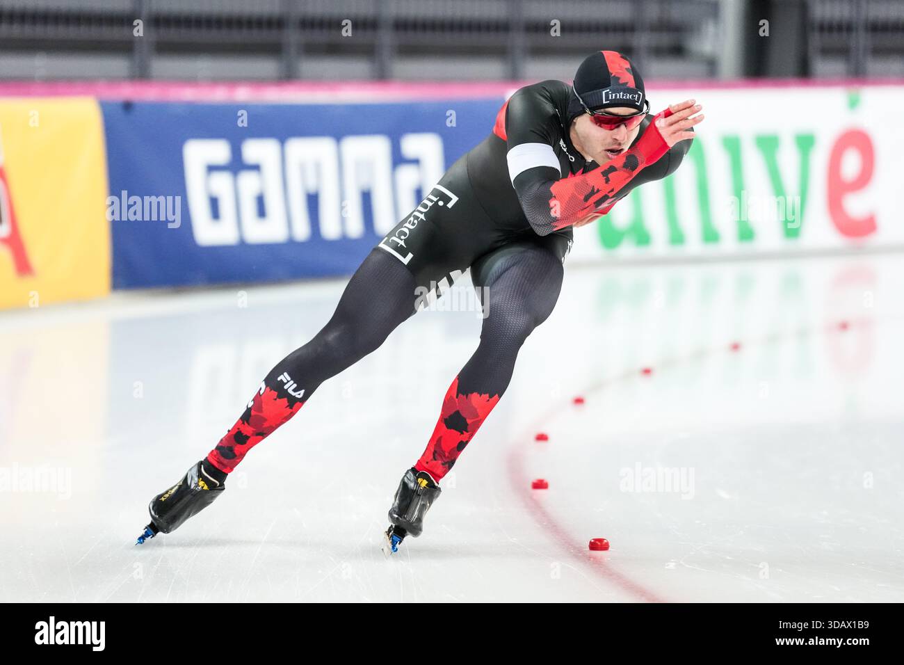 HAMAR, NORWAY - DECEMBER 12: David La Rue of Canada during the ISU ...