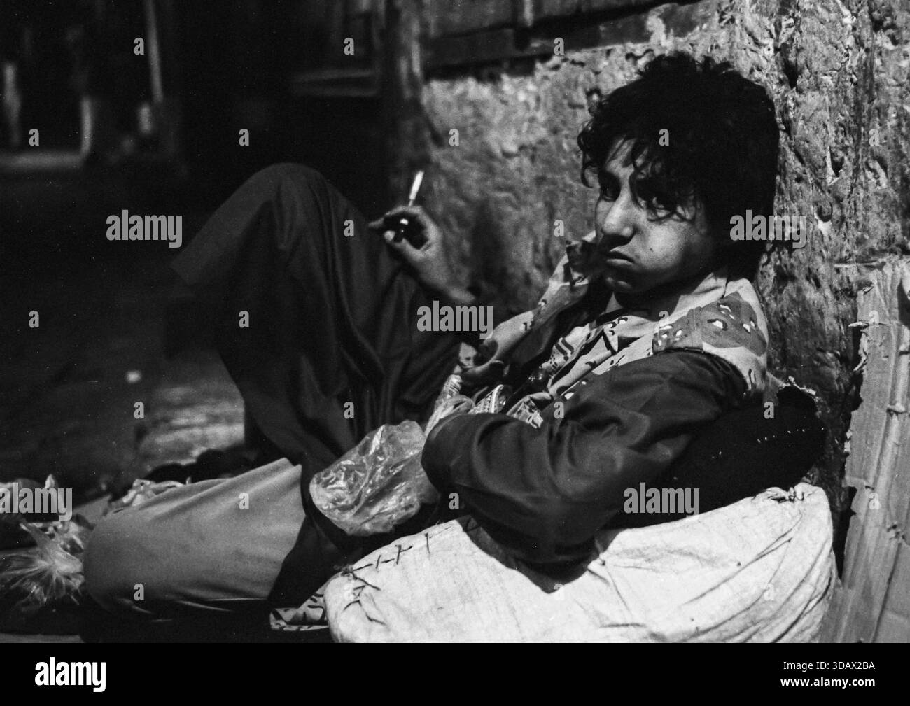 Yemeni man chewing khat, Amanat Al-Asemah, Sanaa, Yemen Stock Photo - Alamy