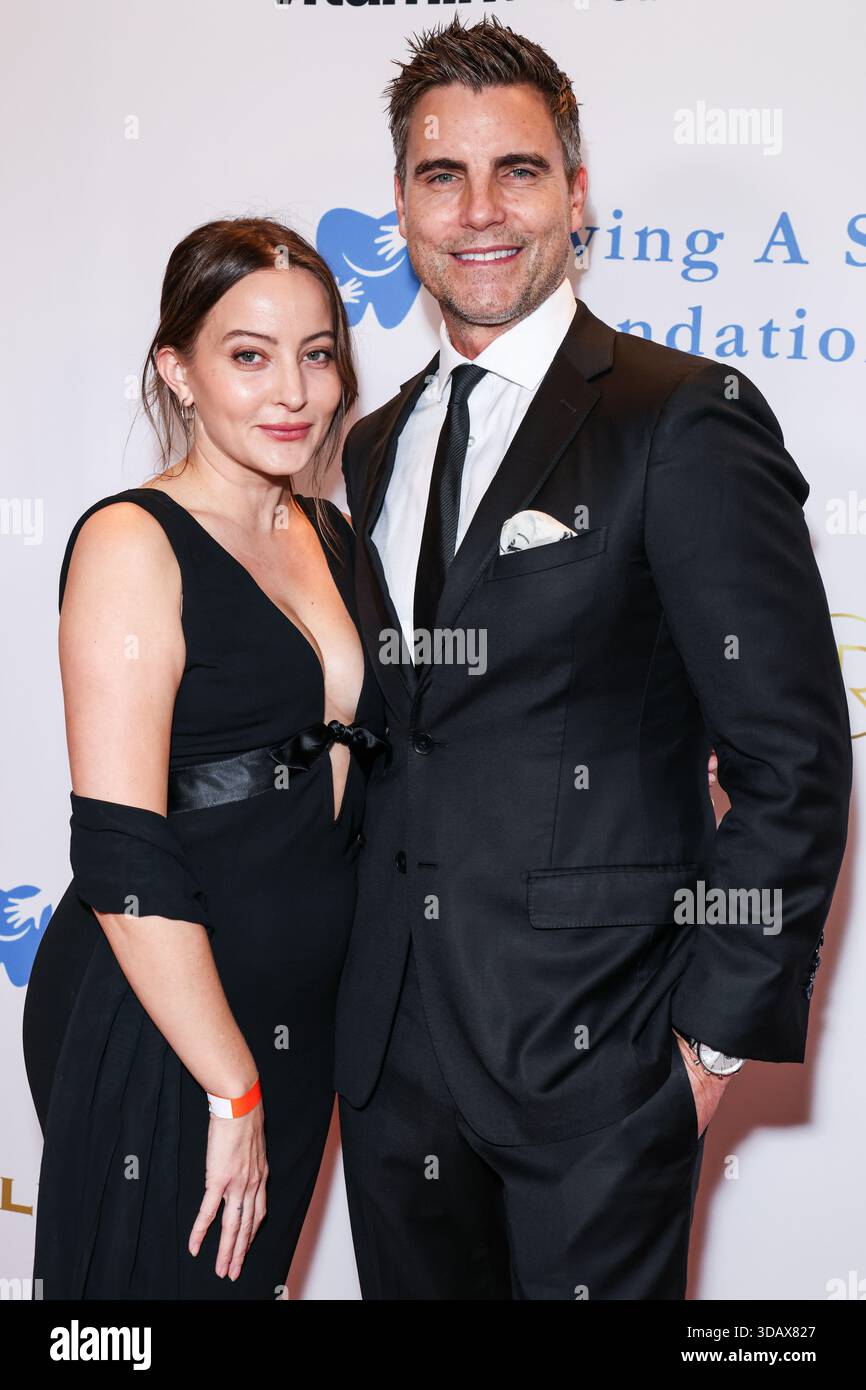 BEVERLY HILLS, LOS ANGELES, CALIFORNIA, USA - DECEMBER 11: Magen Mattox ...