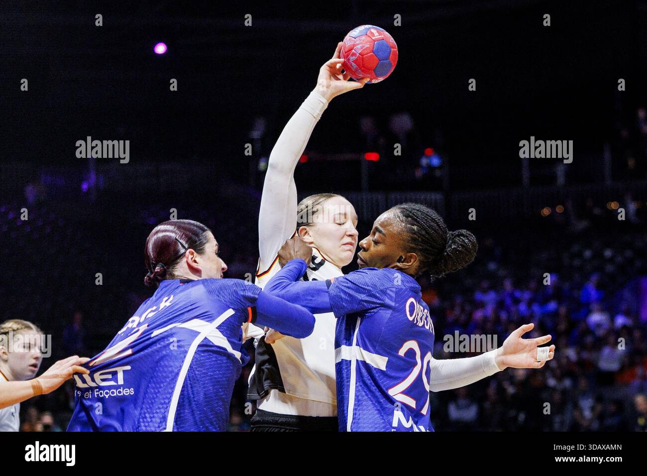 ROTTERDAM - Tamara Horacek (FRA), Lisa Antl (GER), and Onacia Ondono ...
