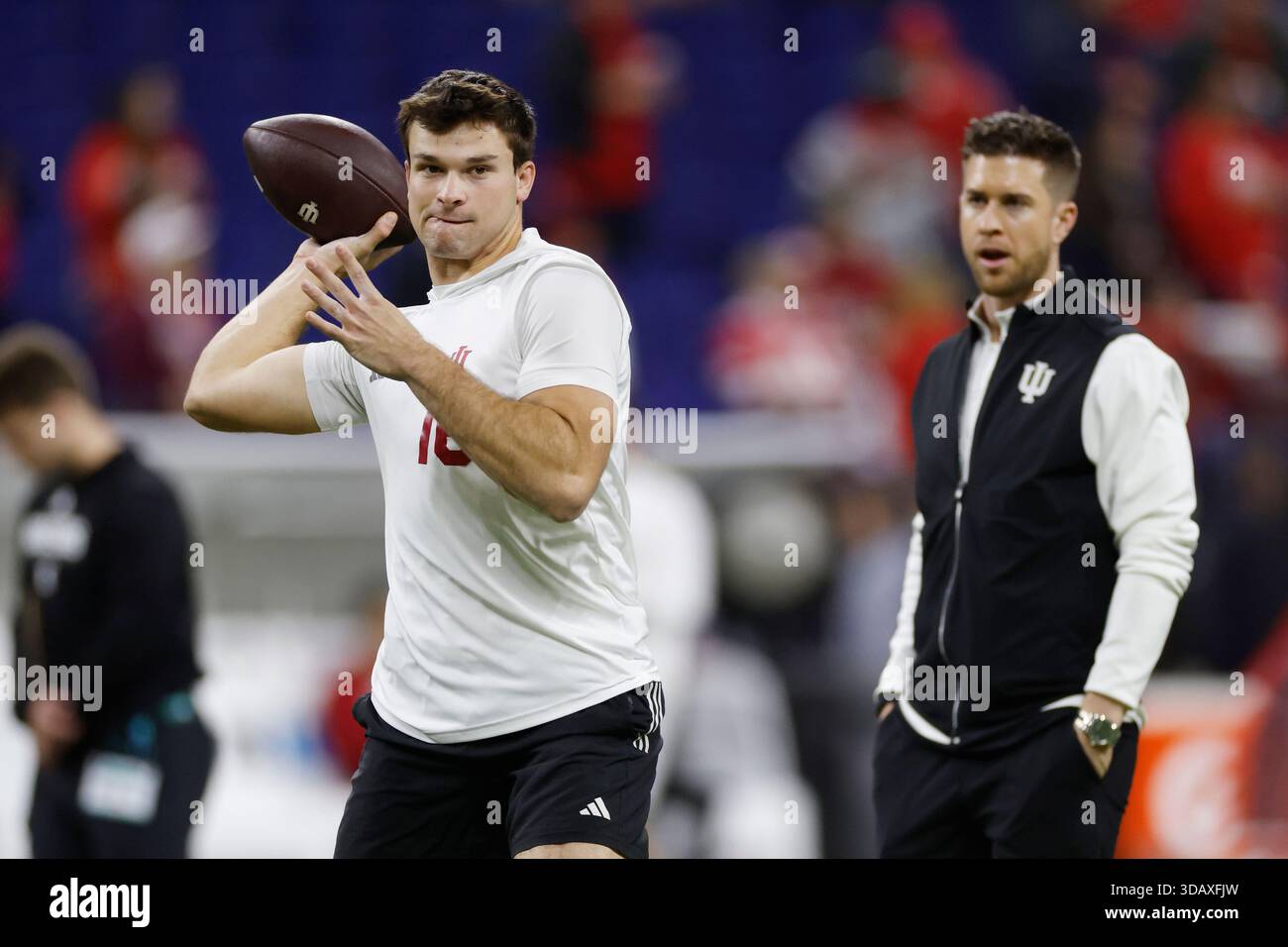 INDIANAPOLIS, IN - DECEMBER 06: Alberto Mendoza #16 of the Indiana ...
