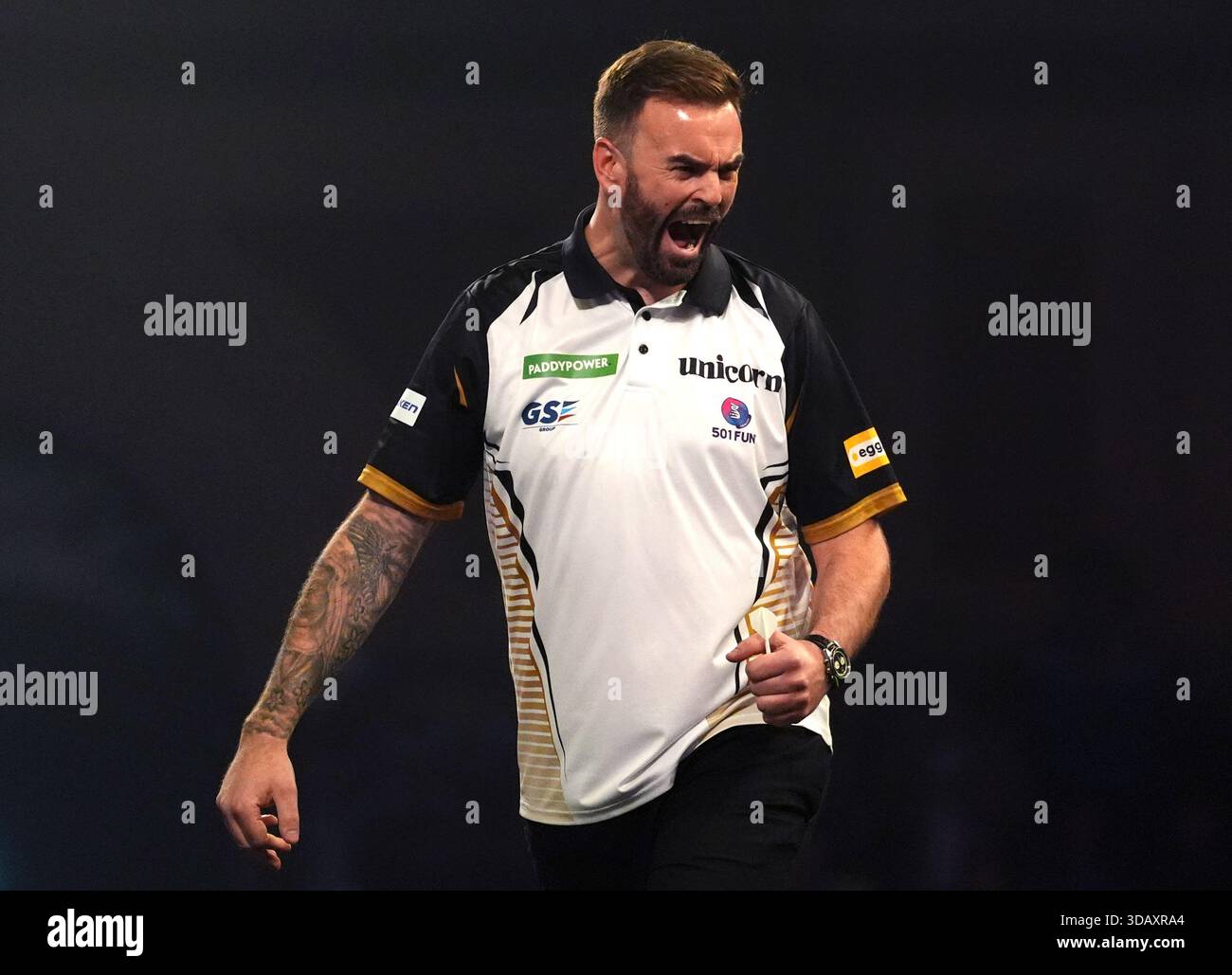 Ross Smith reacts on day two of the Paddy Power World Darts ...