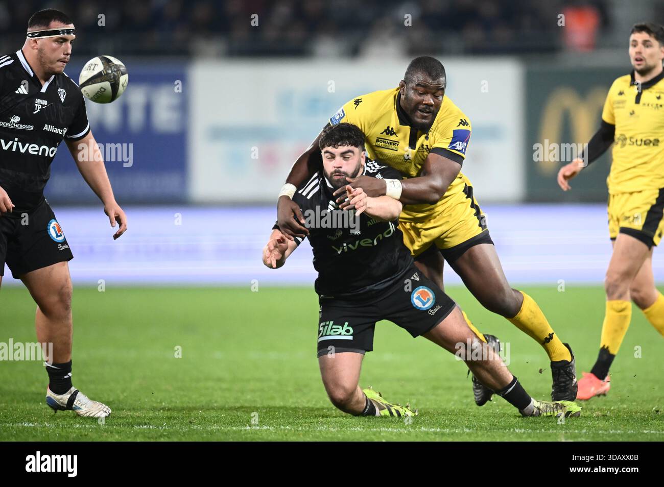 Benjamin Boudou of Brive and Evrard Dion OULAI of Carcassonne during the Pro D2 match between ...