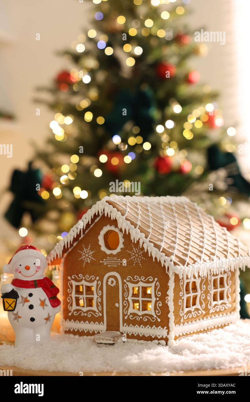 Beautiful gingerbread house snowman figure hi-res stock photography and ...