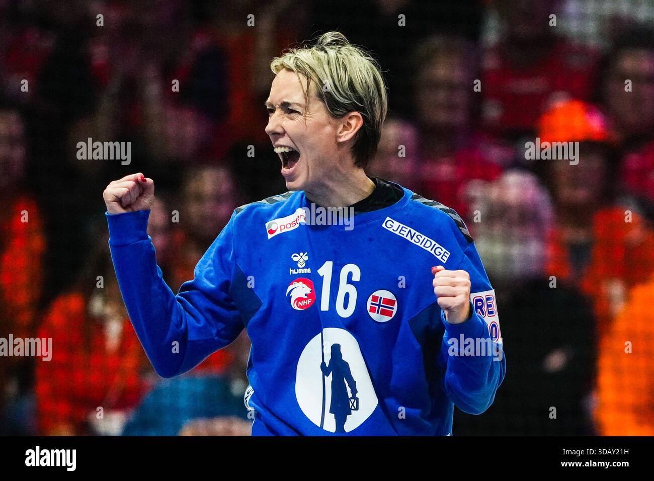 Rotterdam, Netherlands 20251212. Norway's goalkeeper Katrine Lunde ...