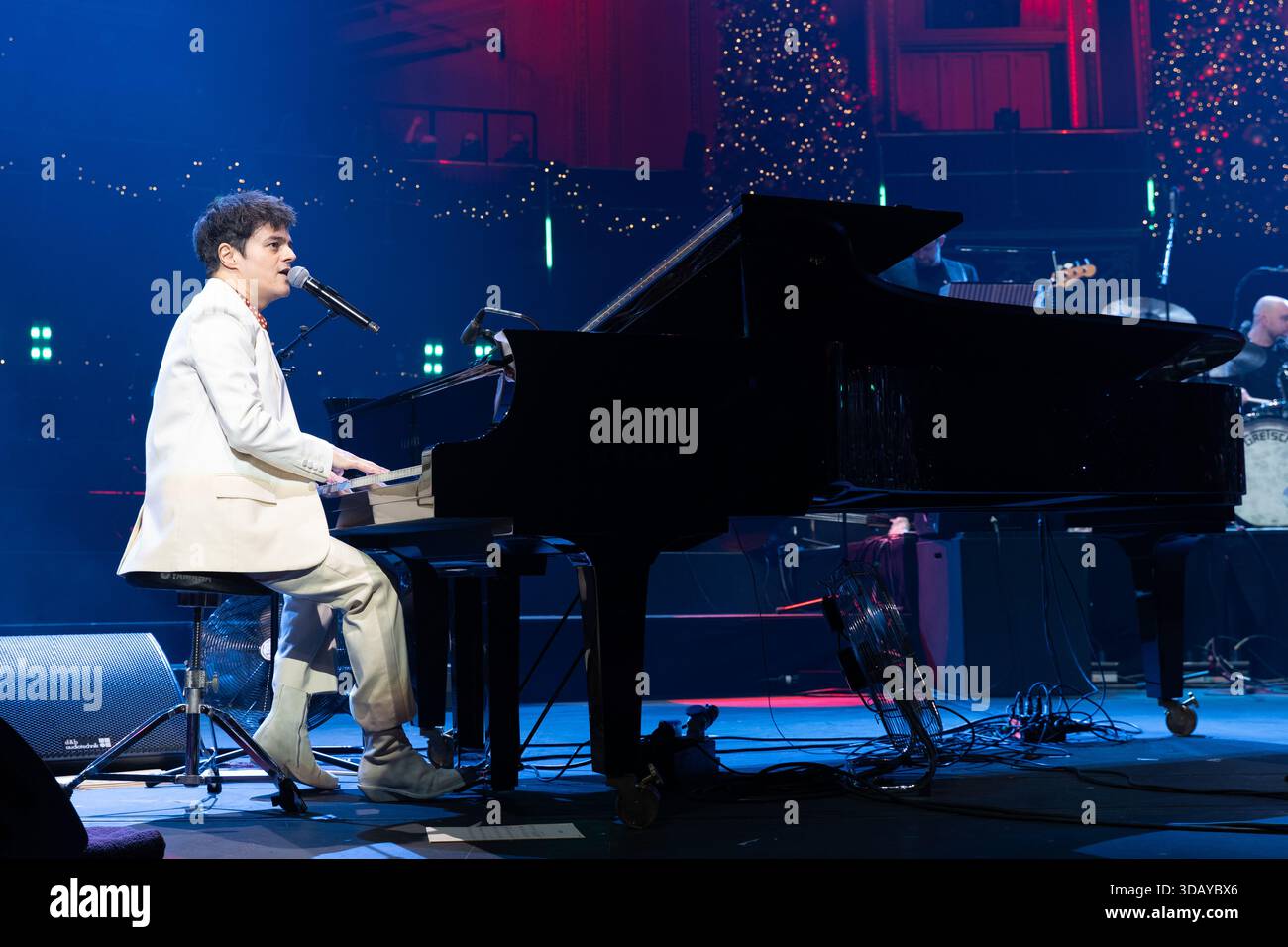London, United Kingdom. 12th December 2025. Jamie Cullum performs at ...