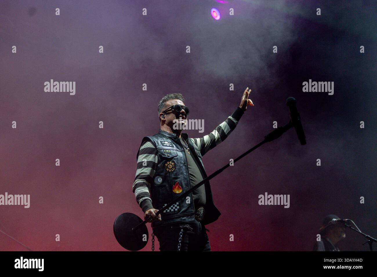 Seguridad Social during the show 'Debajo de mi Sombrero, El Festival ...