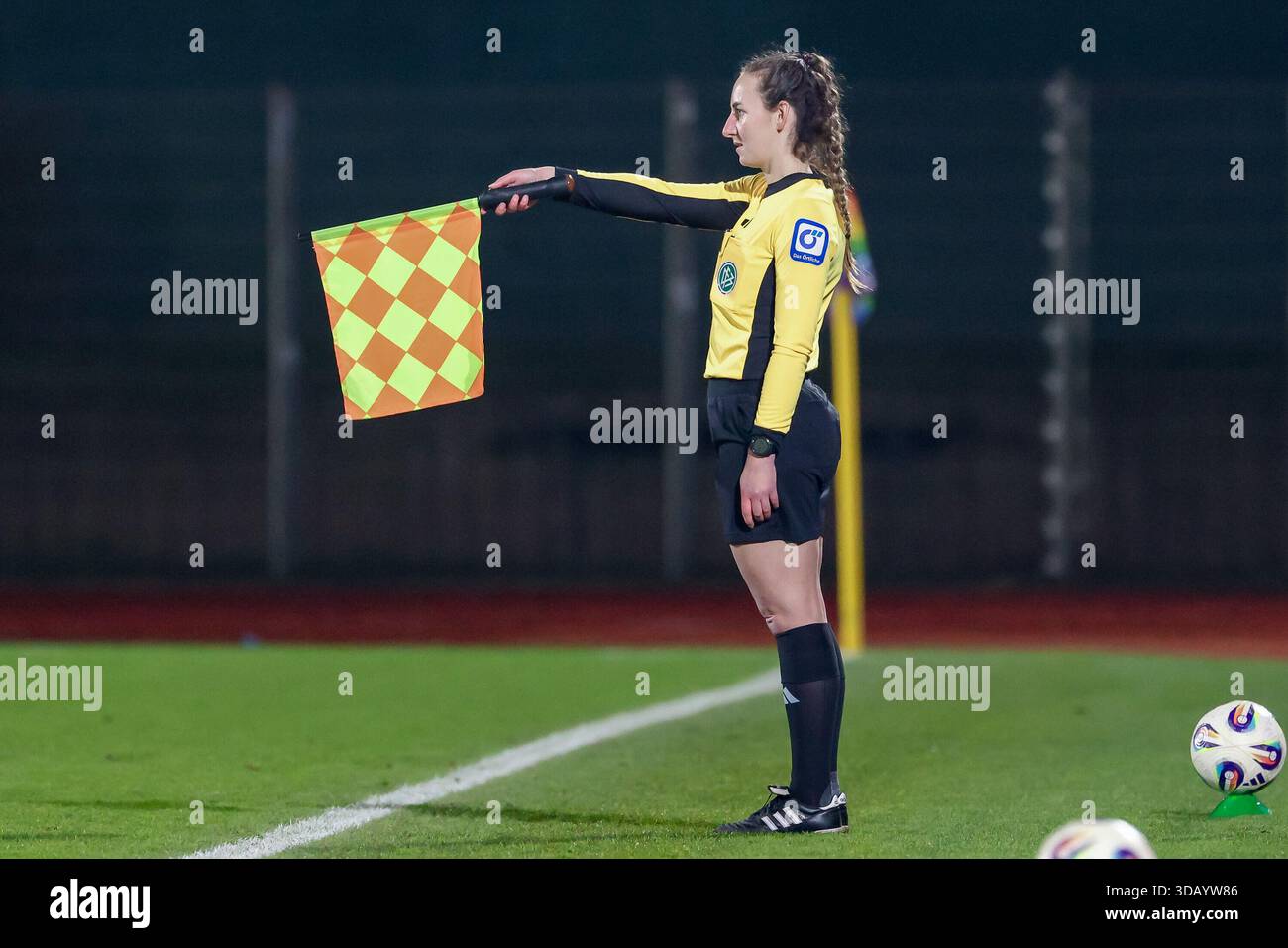 Referee [referee]-assistant Sabrina Sickl calls an offside position ...