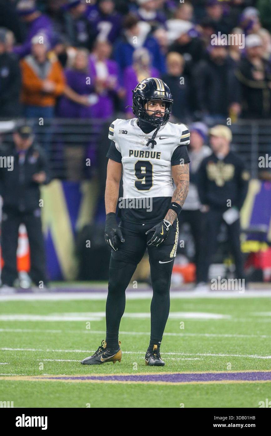SEATTLE, WA - NOVEMBER 15: Purdue (QB) #3 Malachi Simpson during a ...