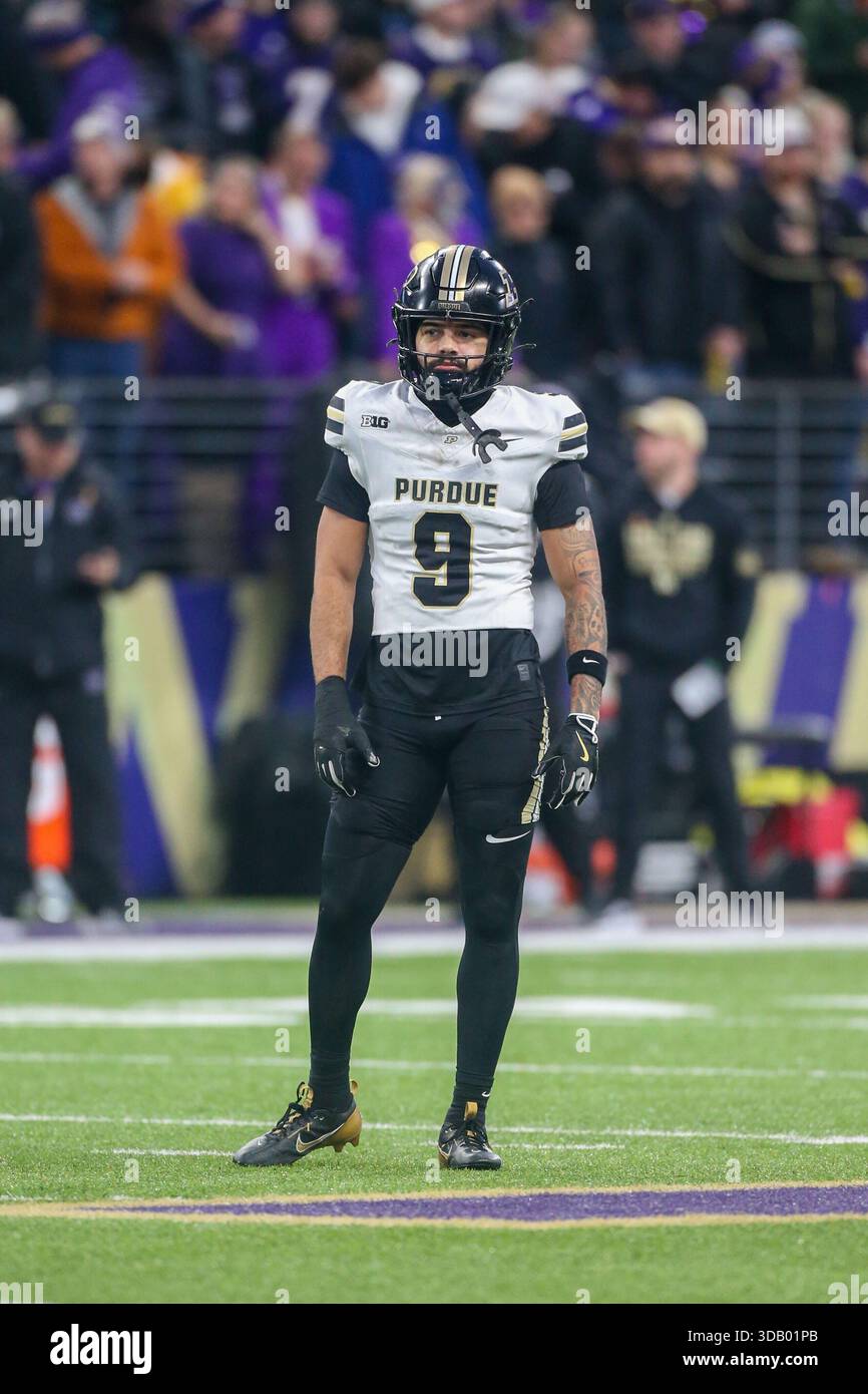 SEATTLE, WA - NOVEMBER 15: Purdue (QB) #3 Malachi Simpson during a ...