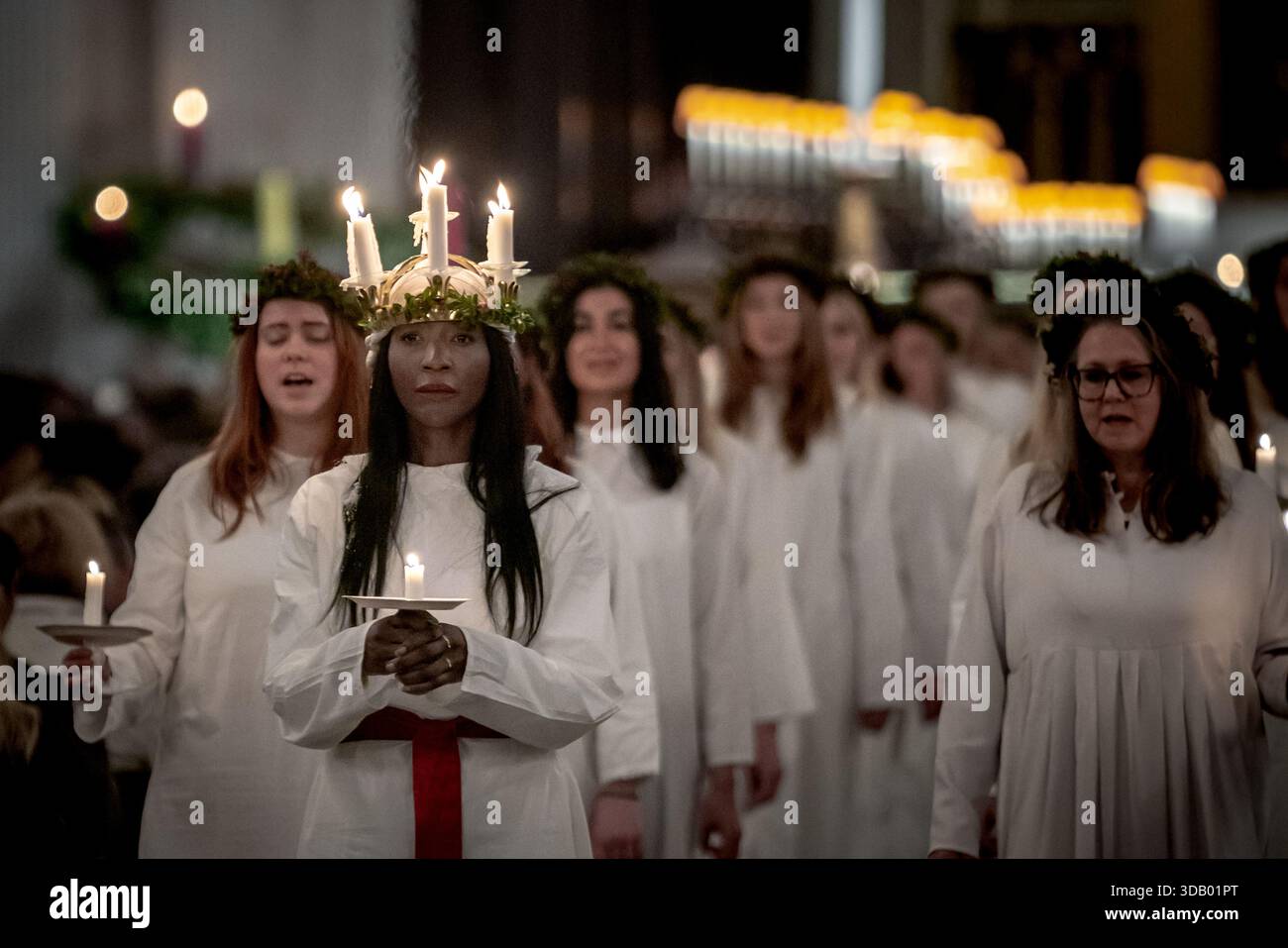 London, UK. 12th December, 2025. ‘Sankta Lucia’ performed in St. Paul’s ...