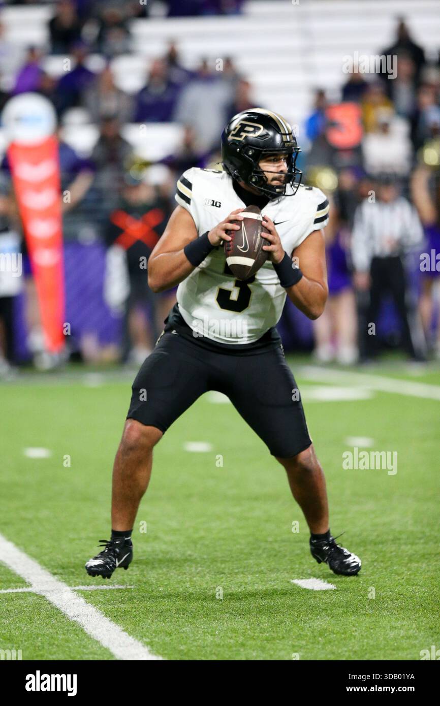 SEATTLE, WA - NOVEMBER 15: Purdue (QB) #3 Malachi Simpson during a ...