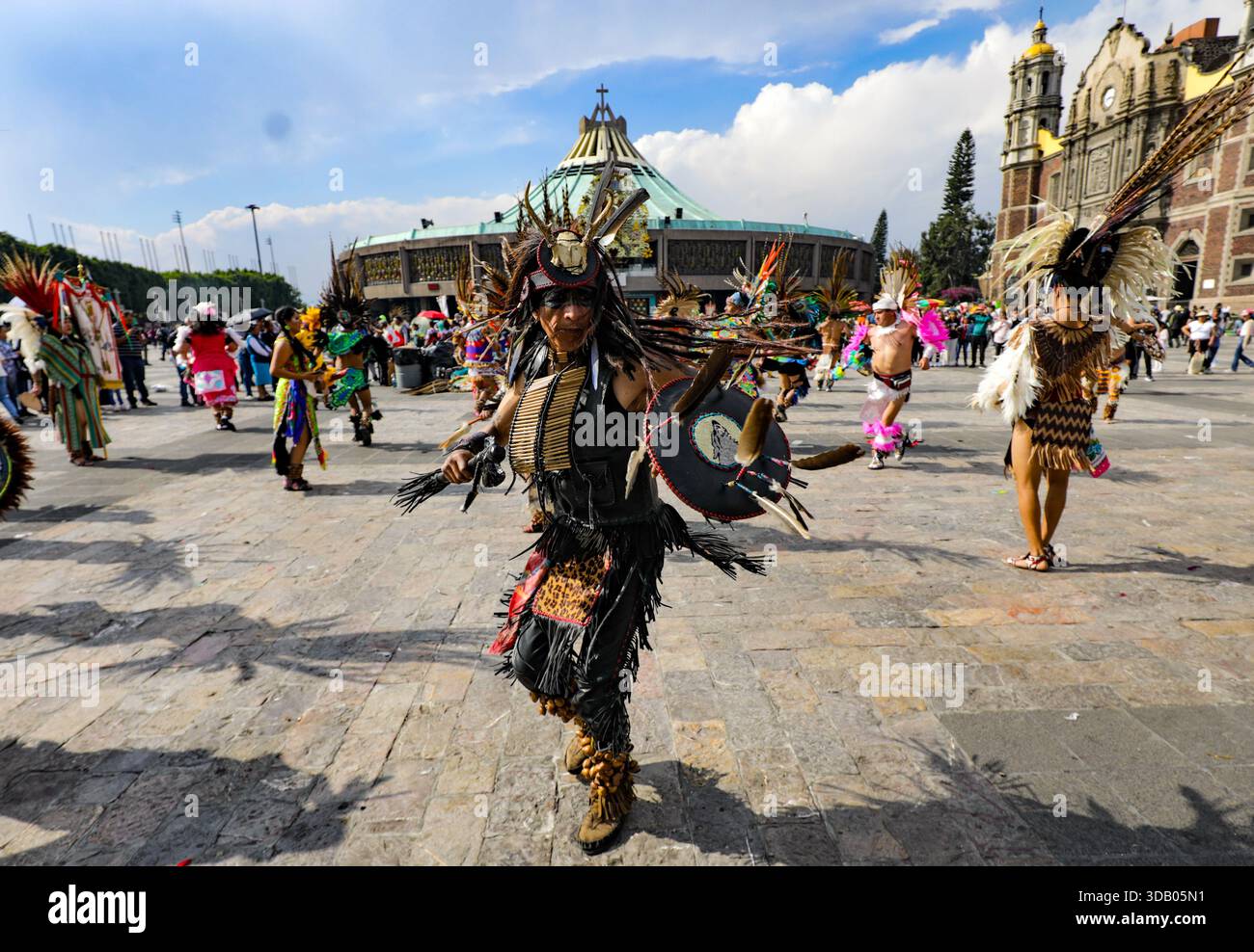 A Faithful makes a pre-hispanic dance on the occasion of the ...