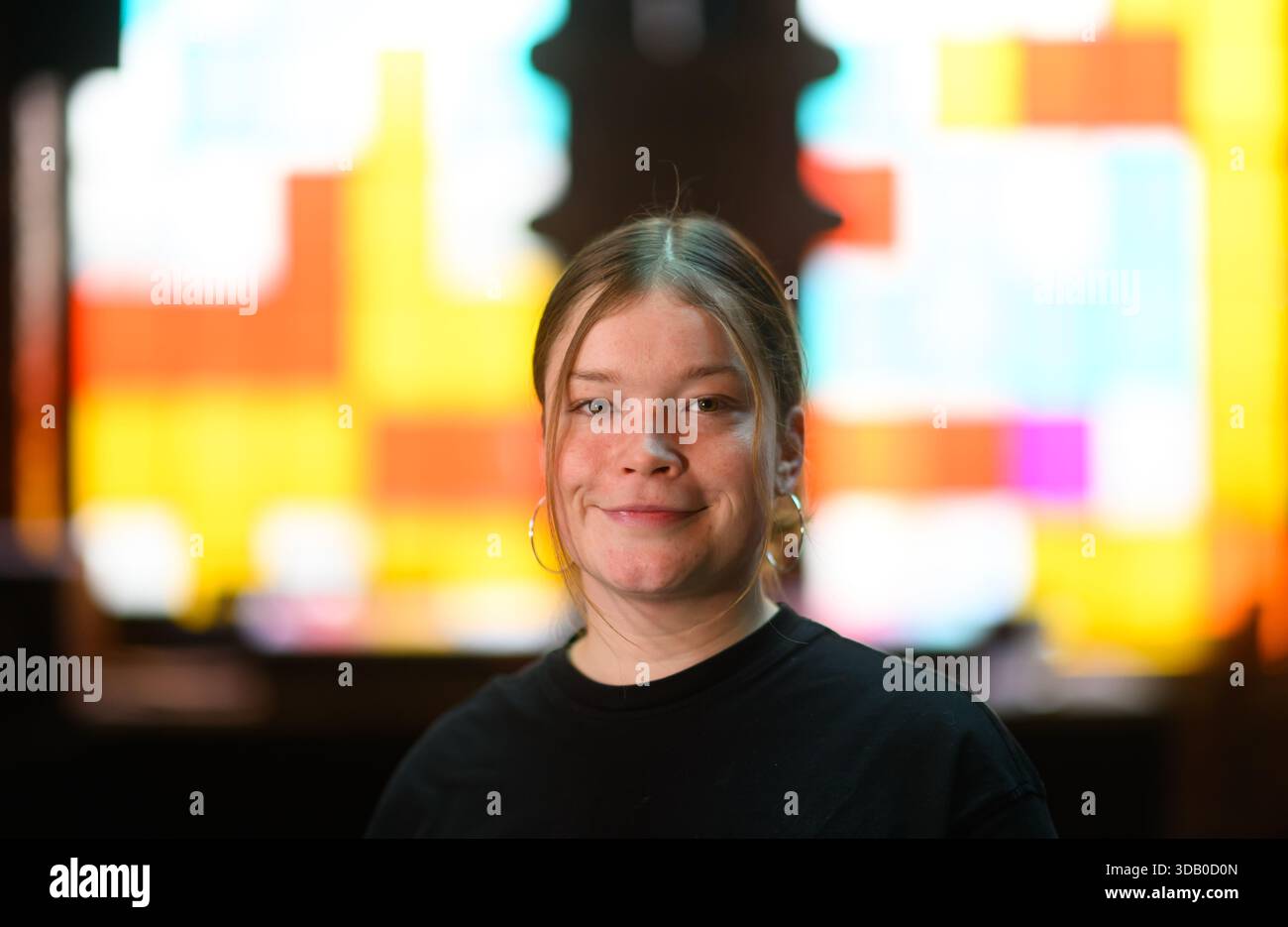PRODUCTION - 09 December 2025, Saxony, Dresden: Josefine Went, co ...