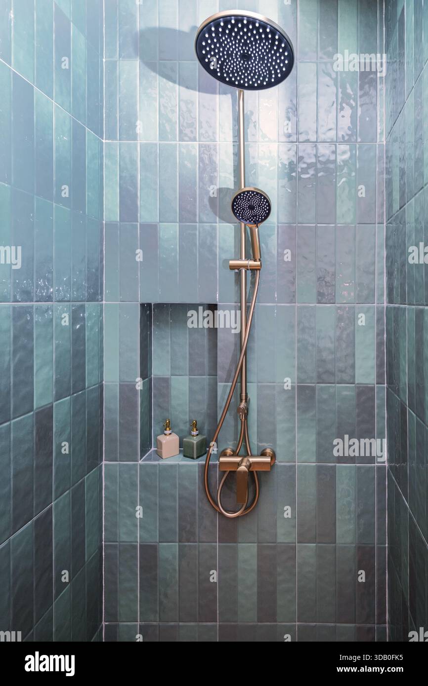 Explore modern bathroom design hi-res stock photography and images - Alamy