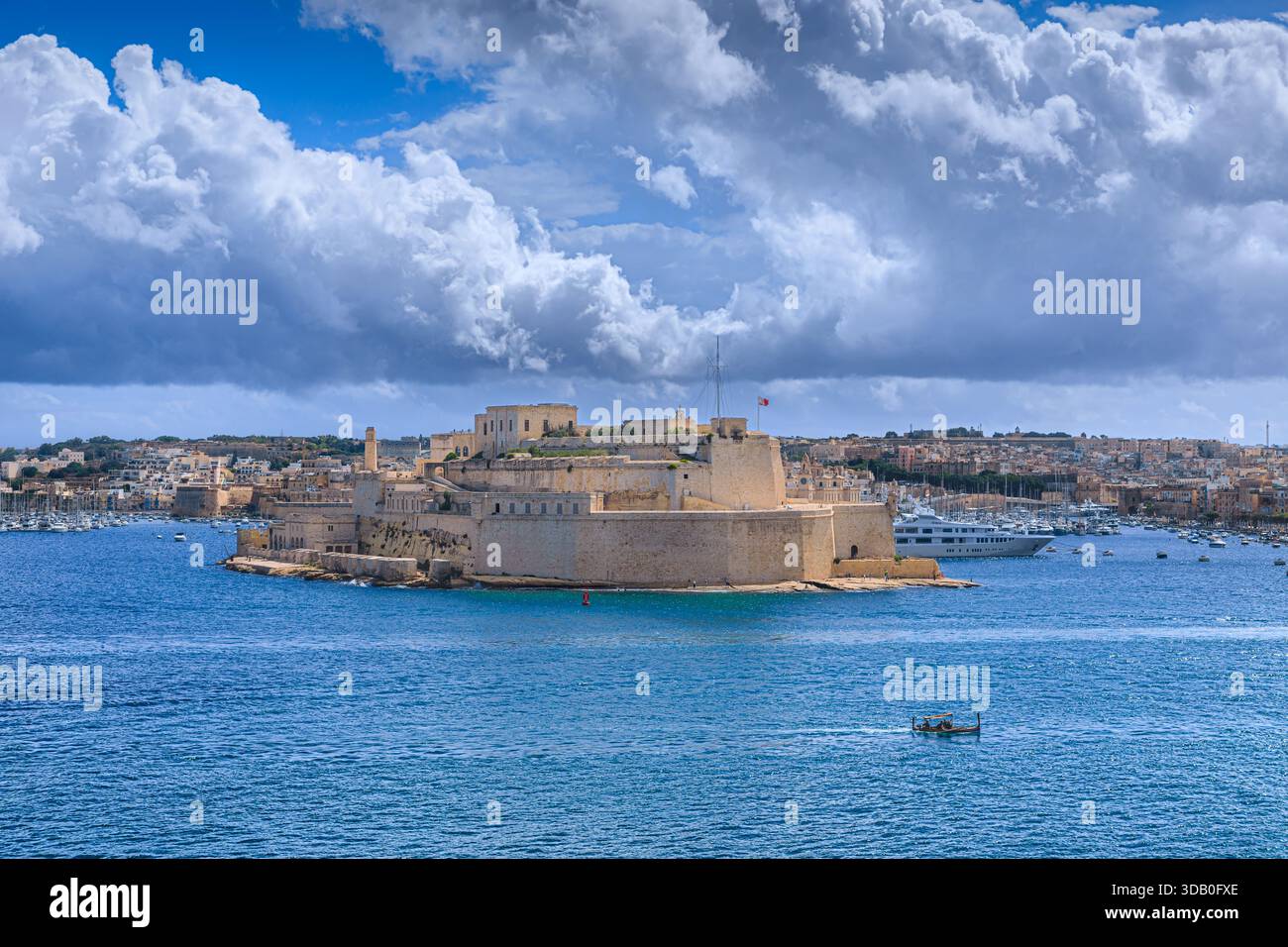 View of Fort St. Angelo in Birgu, the town of Malta Island: it is a ...