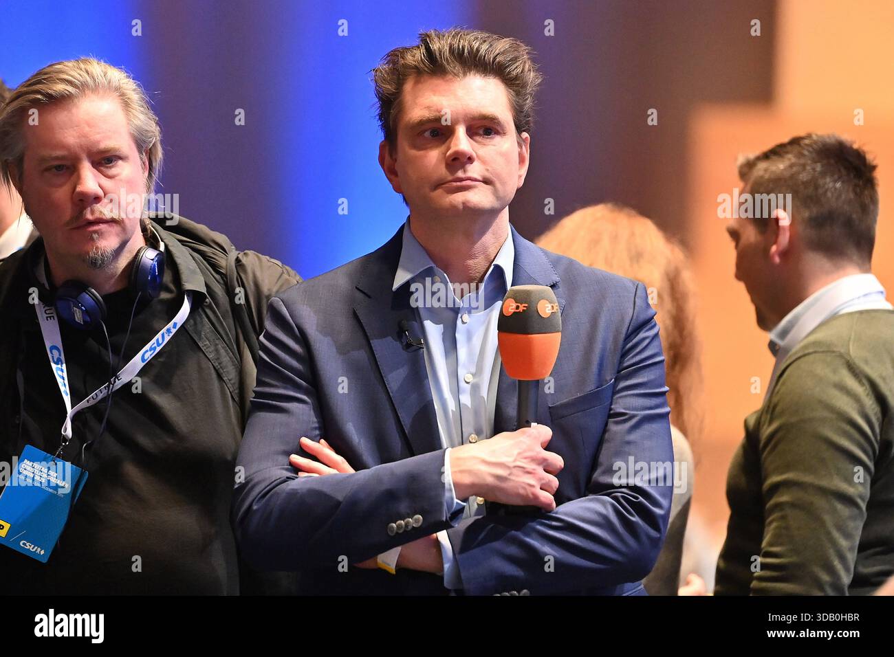 Lutz van der Horst Yutor ZDF heute -show, mit ZDF Mikrofon. CSU ...