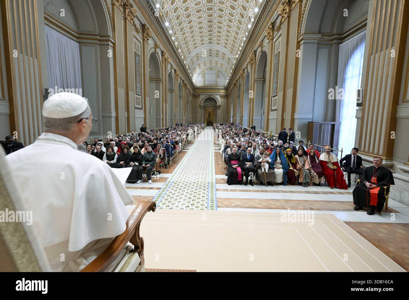 **NO LIBRI** Italy, Rome, Vatican, 2025/12/13.Pope Leo XIV receives in ...