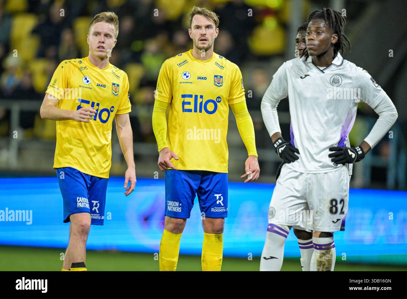 Beveren's Lennart Mertens and RSCA Futures' Samuel Ntanda pictured ...