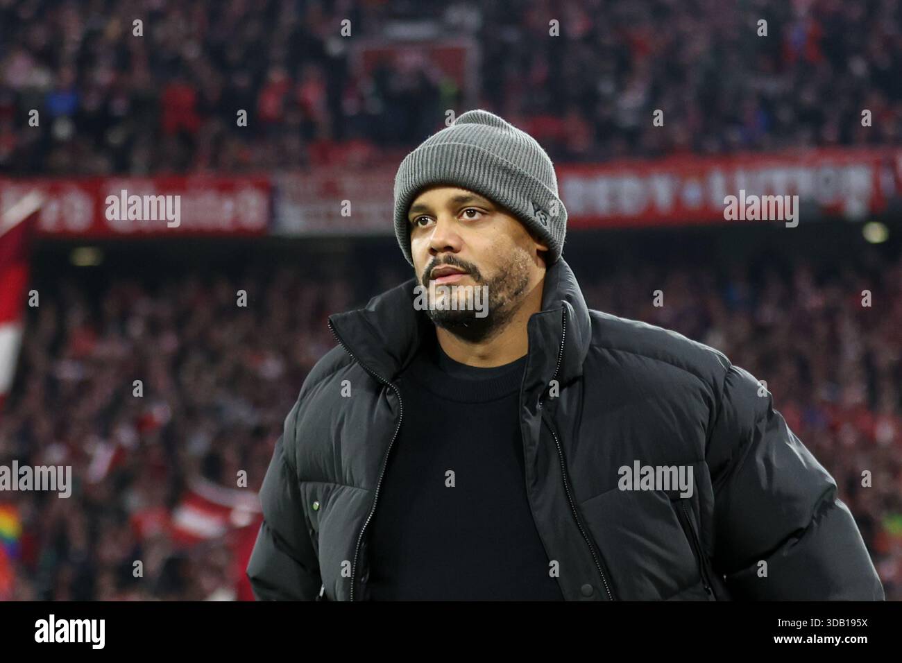 Coach Vincent Kompany of Bayern Munich seen during warm-up before the ...