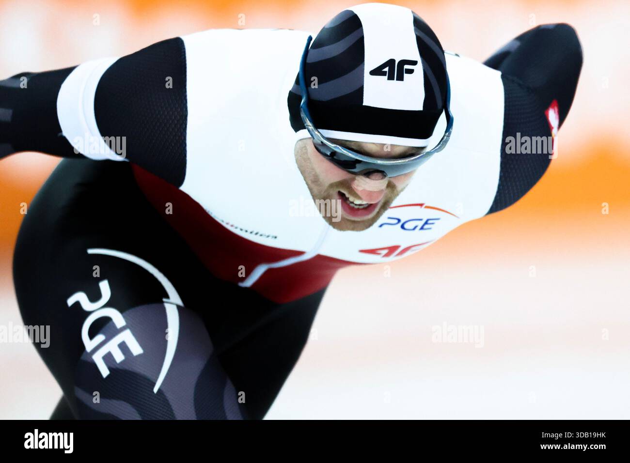 Hamar 20251213. Poland's Damian Żurek under 1000 meters for men in the ...