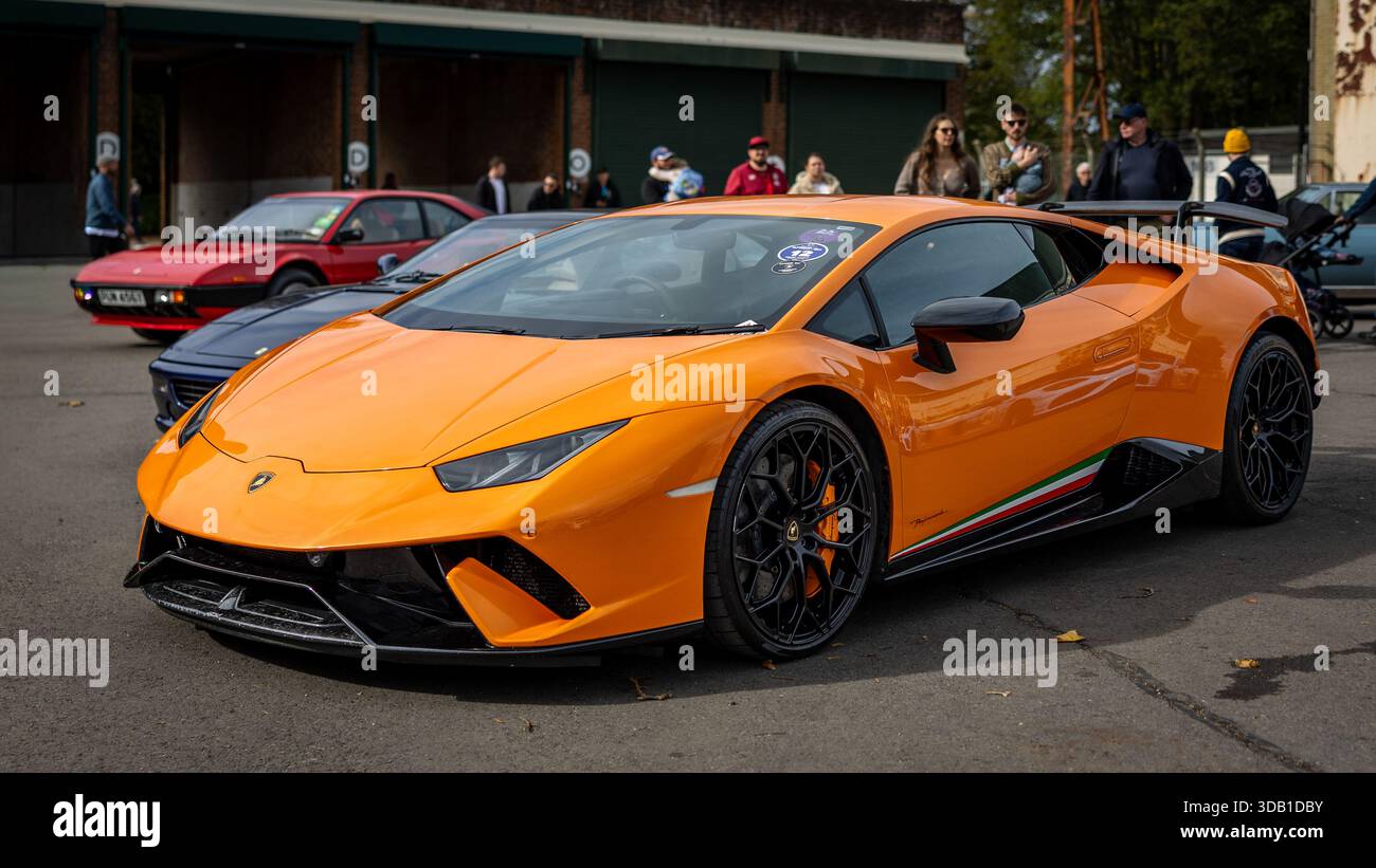 Lamborghini Huracán LP 640-4 Performante, on display at the Bicester ...