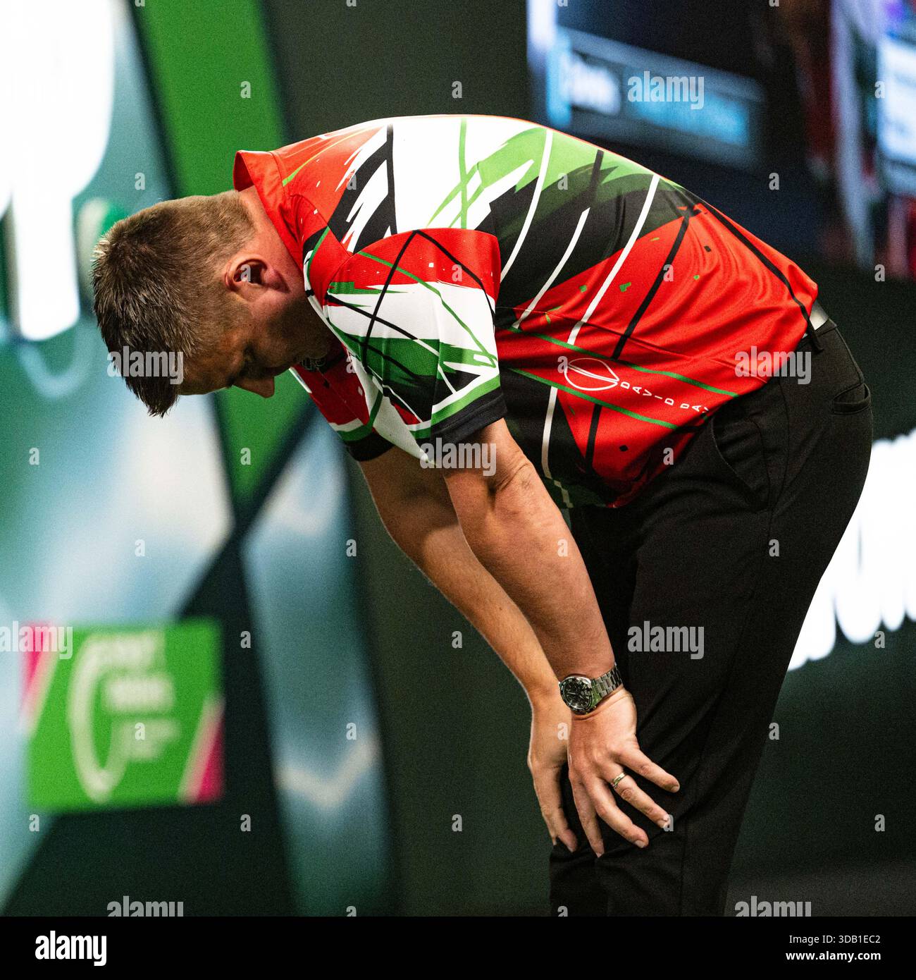 Alexandra Palace, London, UK. 13th Dec, 2025. 2025 PDC Paddy Power ...