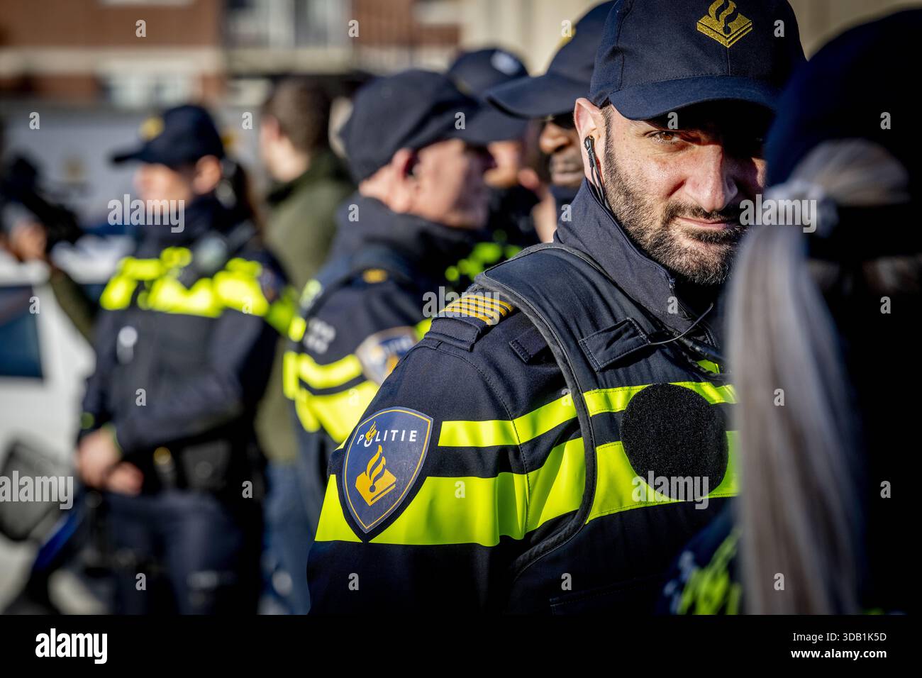 PAPENDRECHT - Police officers at work during a visit by Geert Wilders ...