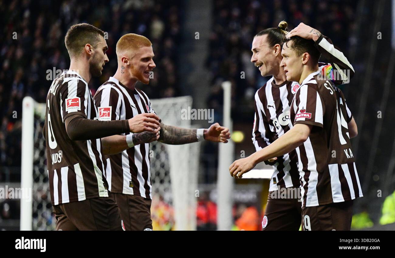 1:0 Goal, cheers, from left: James Sands, Louis Oppie, Jackson Irvine ...