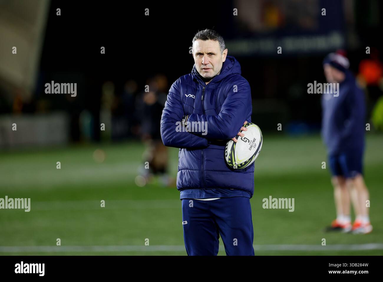 Stephen Jones (coach) looks on during the warm up for the European ...
