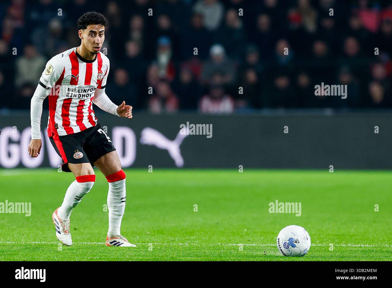 EINDHOVEN , 13-12-2025 , Philips stadium , season 2025 / 2026 , Dutch ...