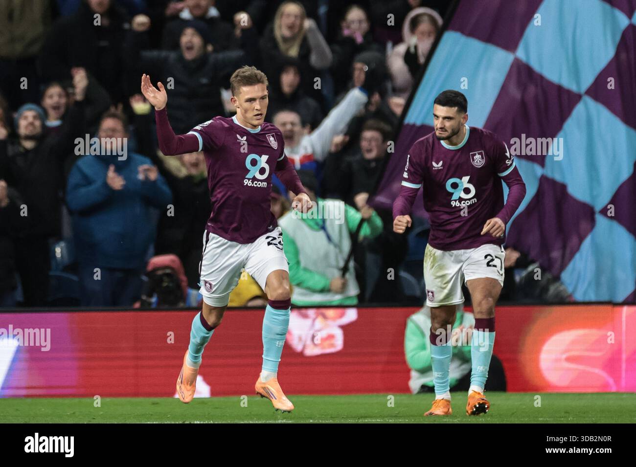 Oliver Sonne of Burnley celebrates his goal to make it 2-3 during the ...