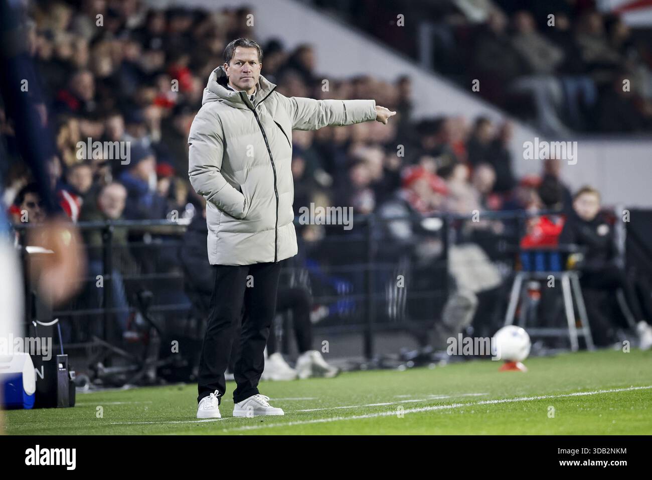 EINDHOVEN - Heracles Almelo coach Ernest Faber during the Dutch ...