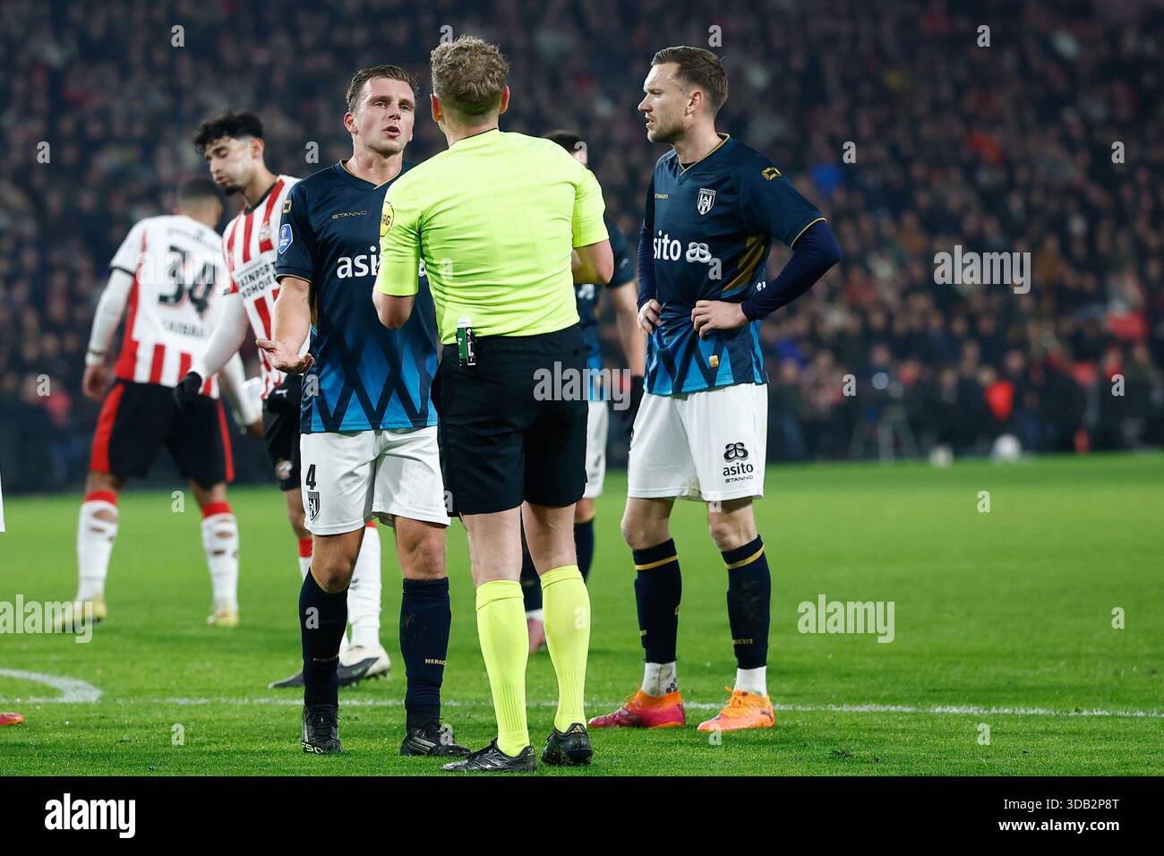 EINDHOVEN , 13-12-2025 , Philips stadium , season 2025 / 2026 , Dutch ...