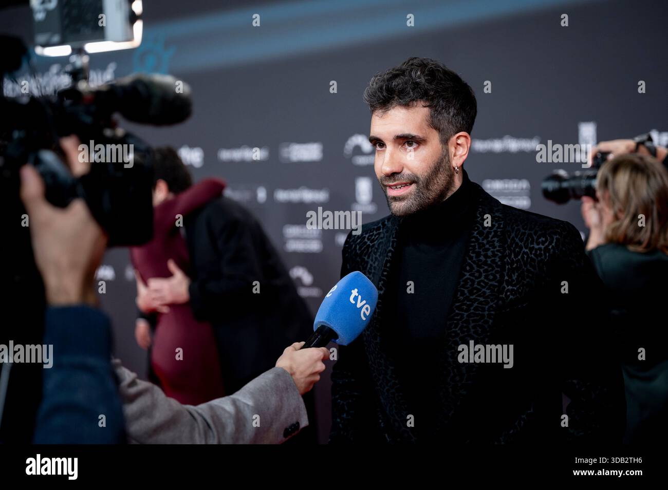 Actor Tamar Novas attends to the media on the red carpet of the 31st ...