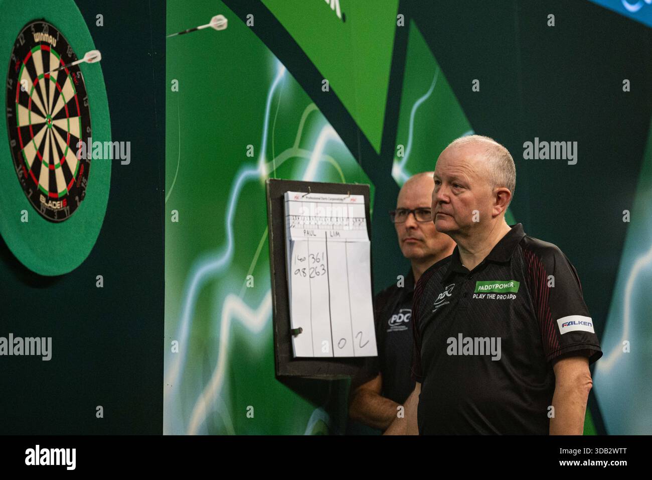 World darts championships 2025 hi-res stock photography and images - Alamy