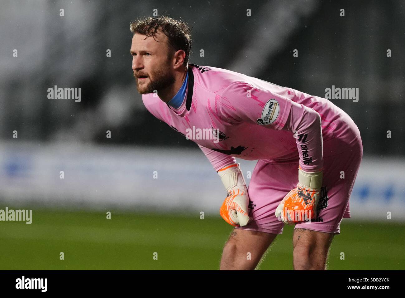 Falkirk goalkeeper Scott Bain in action during the William Hill ...