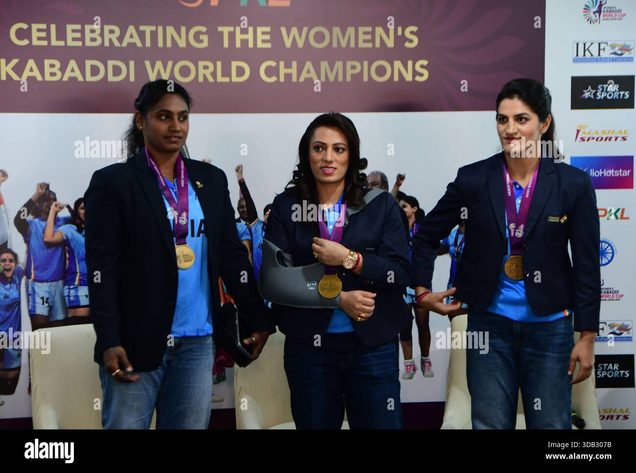 MUMBAI, INDIA - DECEMBER 12: Head Coach V. Tejeswini Bai; Captain Ritu ...