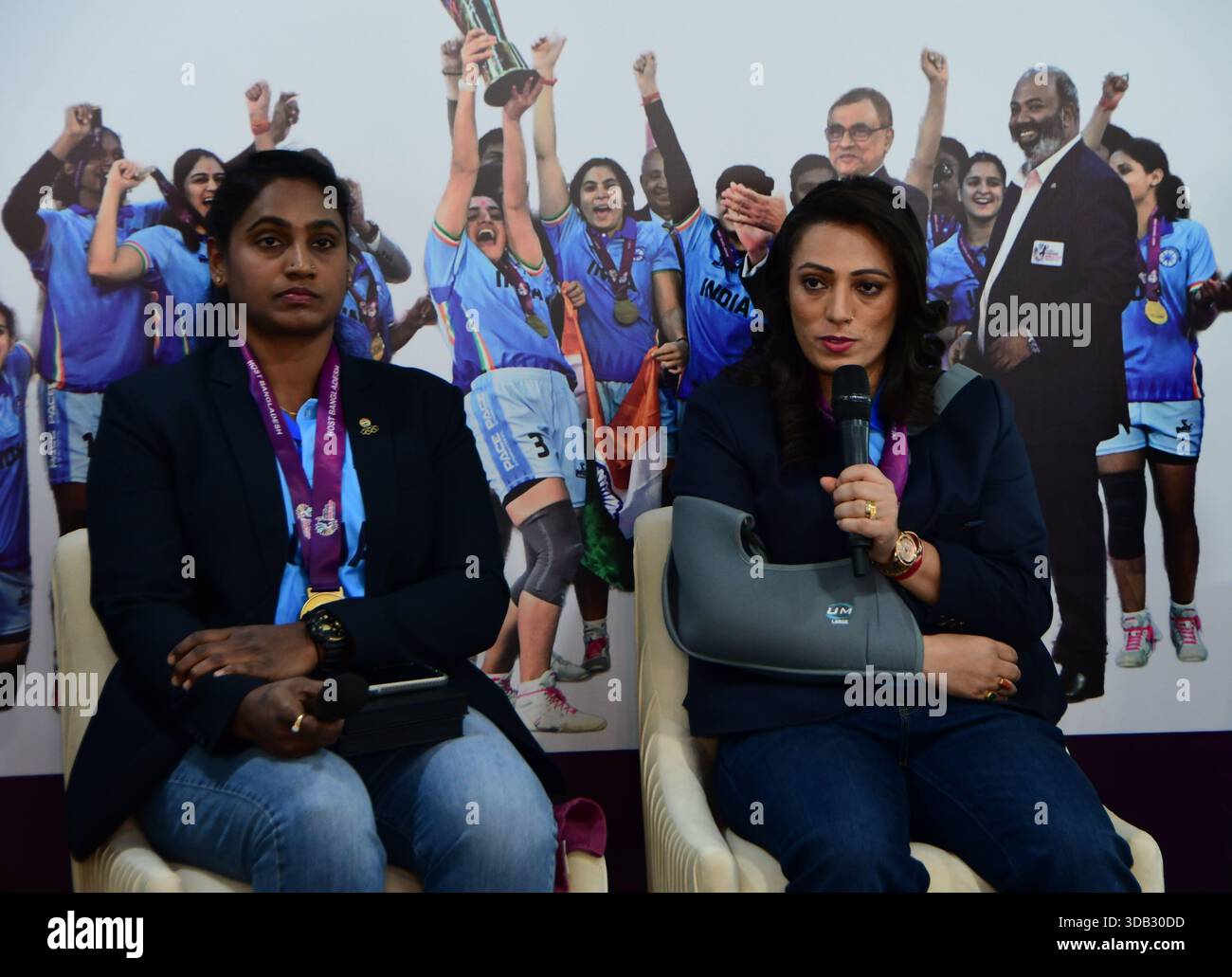 MUMBAI, INDIA - DECEMBER 12: Head Coach V. Tejeswini Bai; Captain Ritu ...