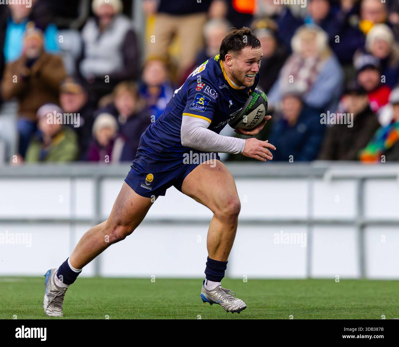 Worcester, England, UK, 13 December 2025. Tom Seabrook of Worcester ...