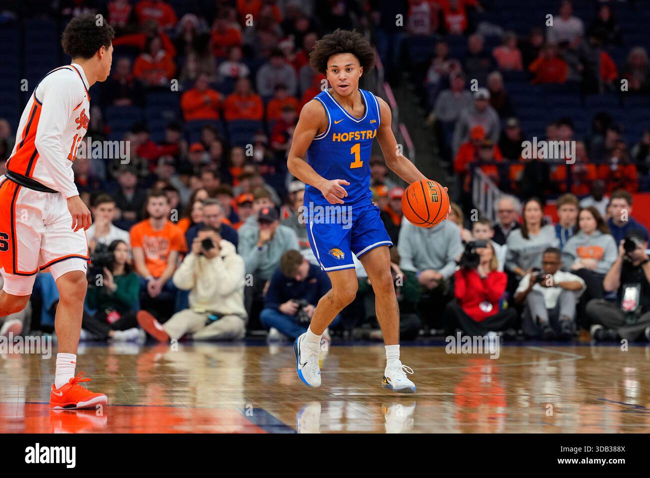 SYRACUSE, NY - DECEMBER 13: Hofstra Pride Guard Preston Edmead (1 ...