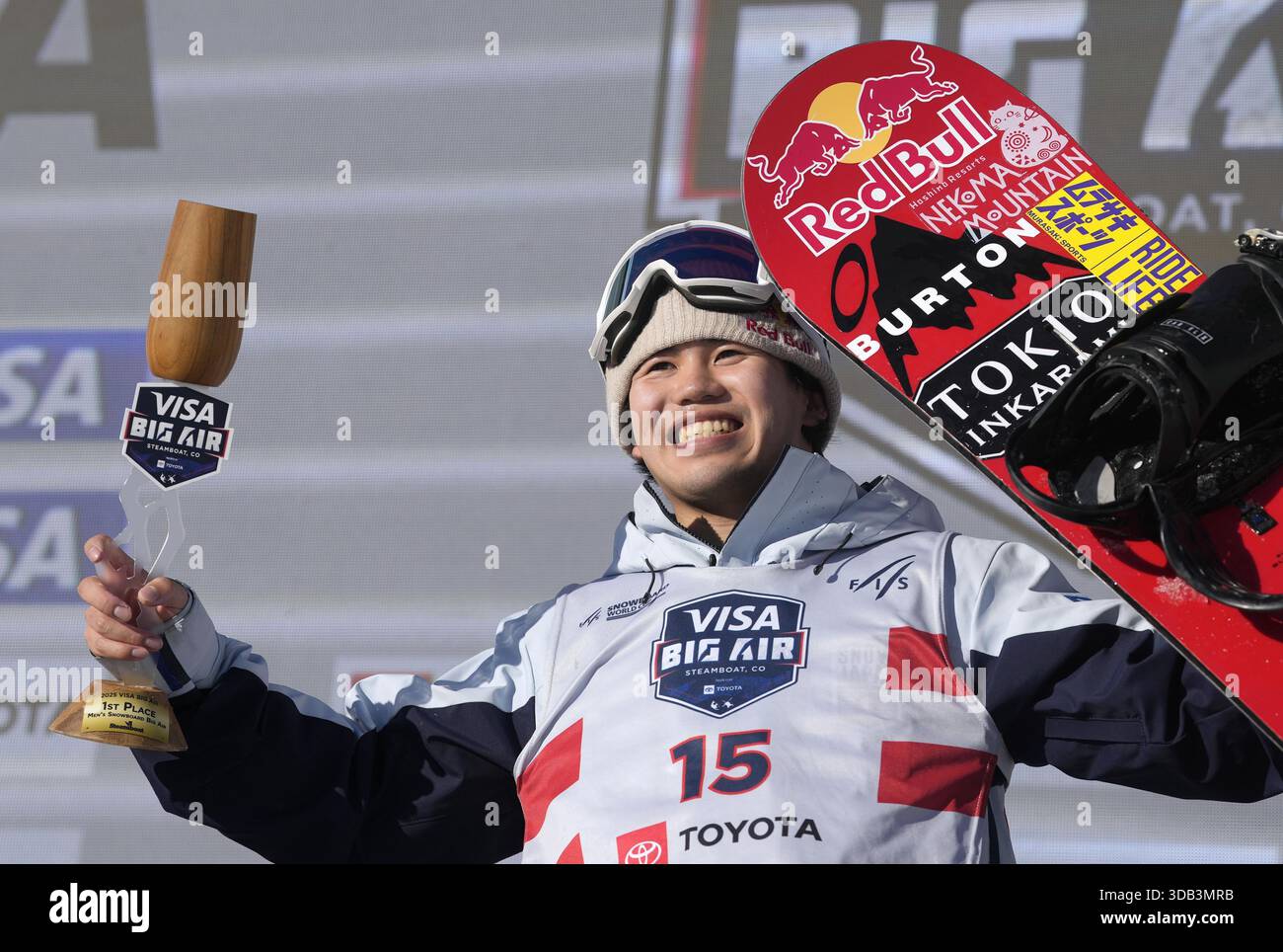 Japan's Hiroto Ogiwara celebrates after winning the men's big air gold ...